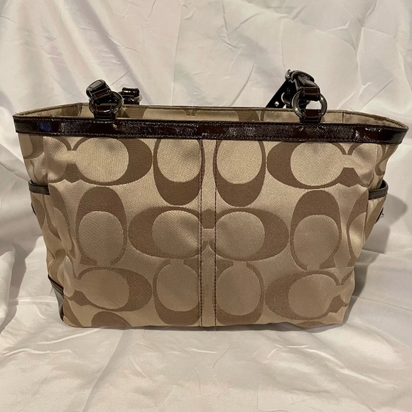 Coach | Bags | Coach C Logo Tote | Poshmark